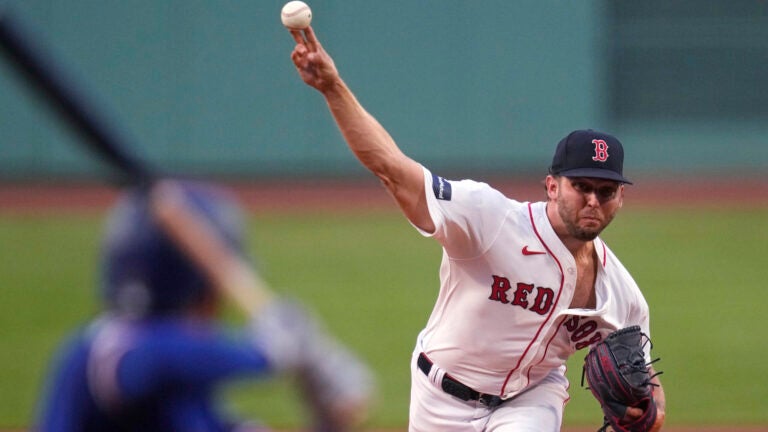 Crawford carries perfect game into 6th; Red Sox beat Rangers 9-4