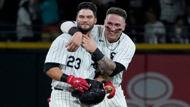 Andrew Benintendi's heroics help White Sox avoid historic loss
