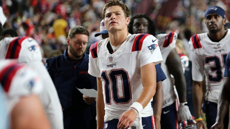 Drake Maye left out of top 5 in Fox Sports rookie QB rankings