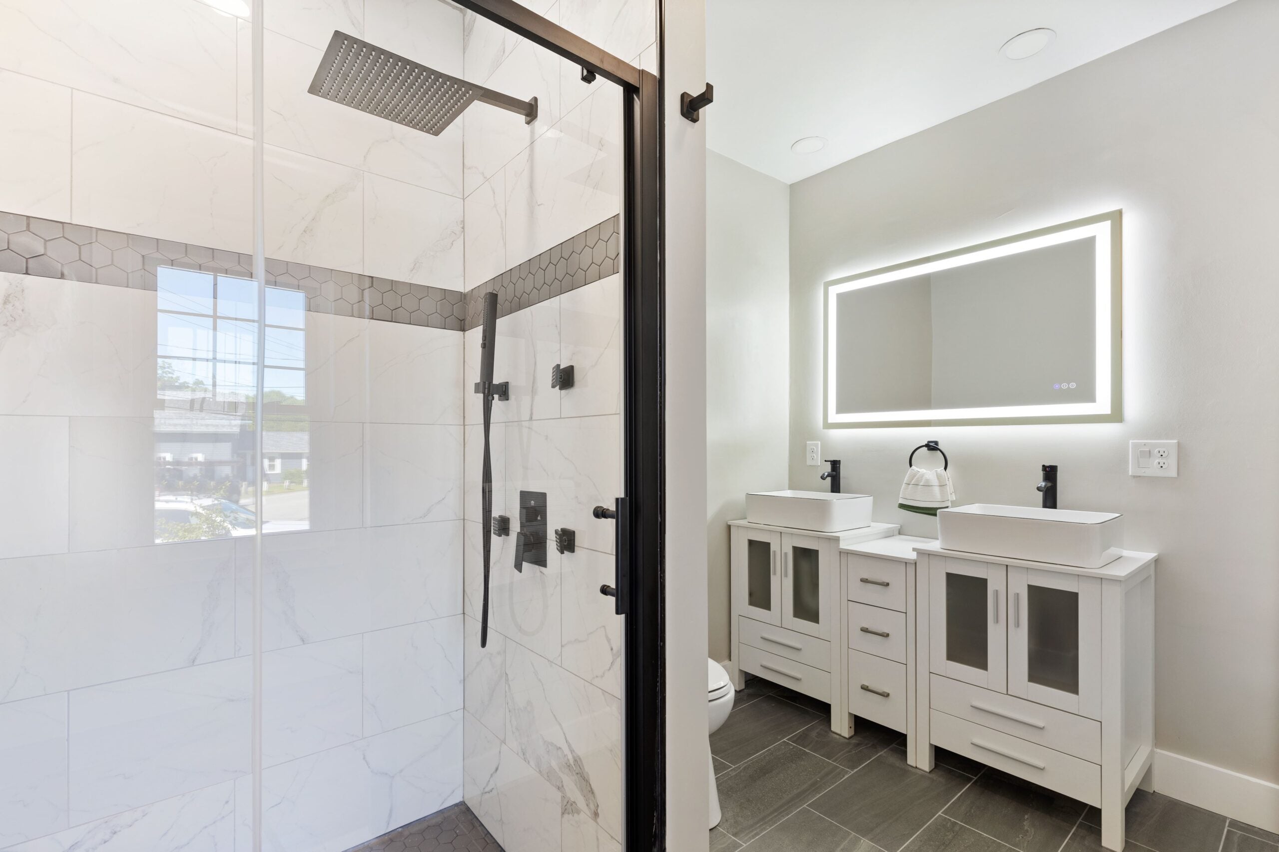 Rhode Island Cape gets a glow up. Price: $514,900.