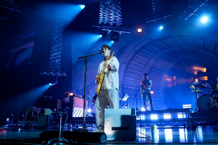 Review & setlist: Vampire Weekend exude joy at TD Garden