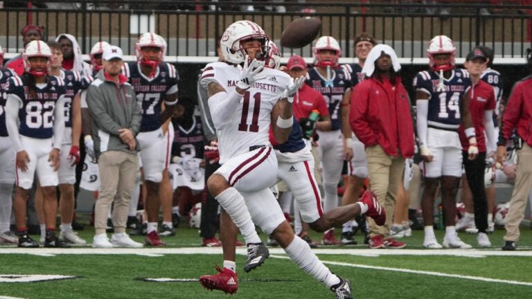 Late surge helps Miami (OH) beat UMass 23-20 in overtime