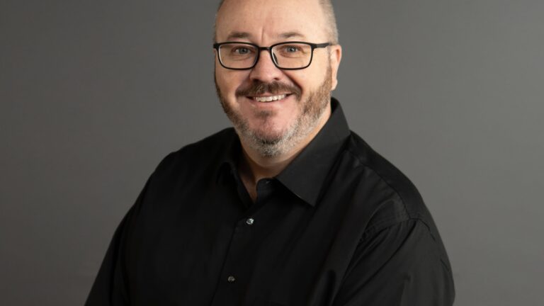 Ryan Johnston named Bruins’ radio play-by-play announcer