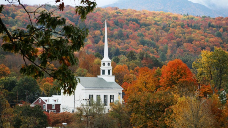 6 New England towns have the country's most beautiful fall foliage