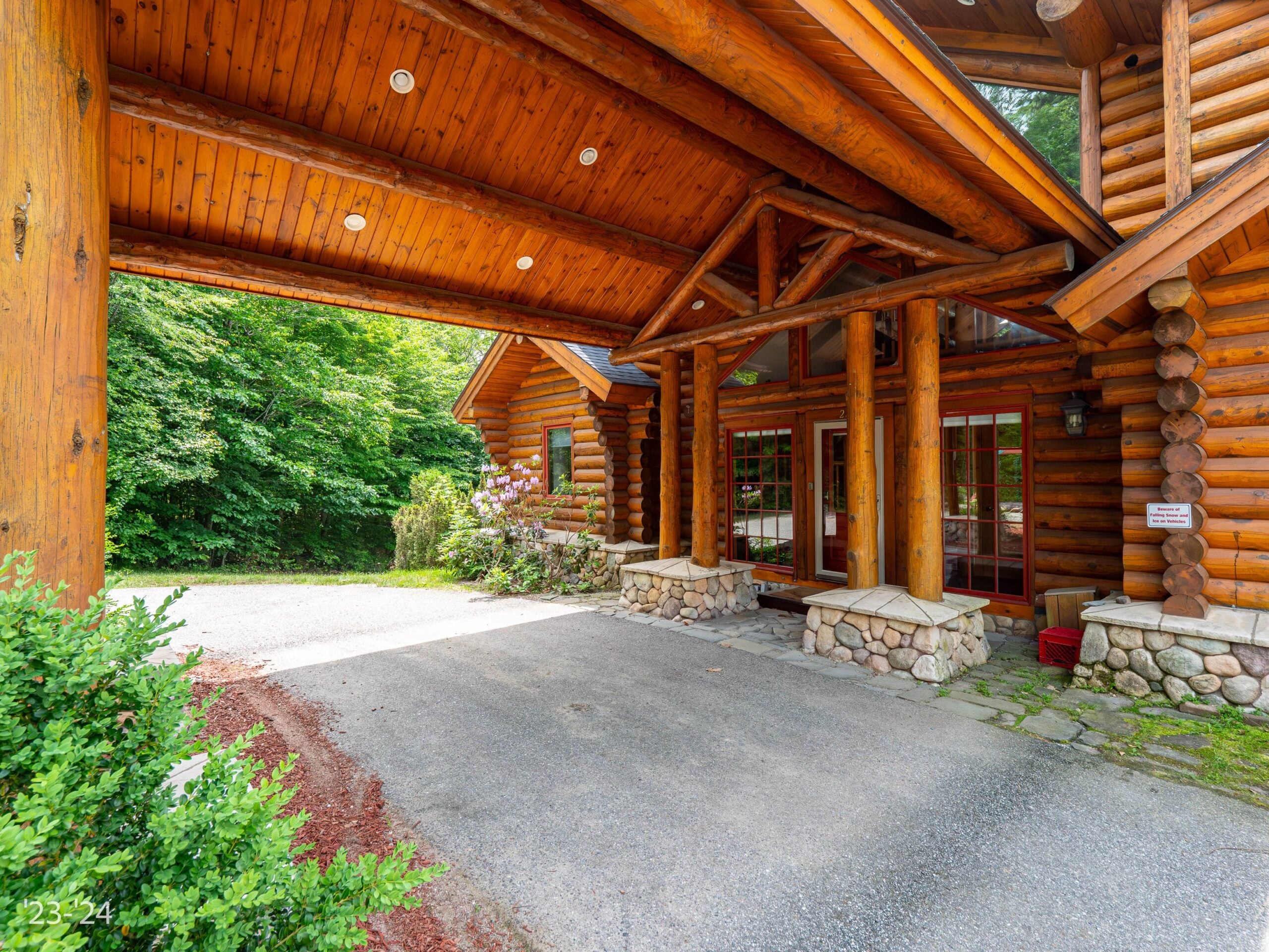 Home of the Week: A Maine log cabin to rival anything on ‘Yellowstone’