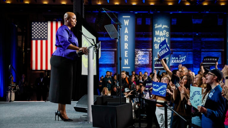 Mass. congressional incumbents all win handily