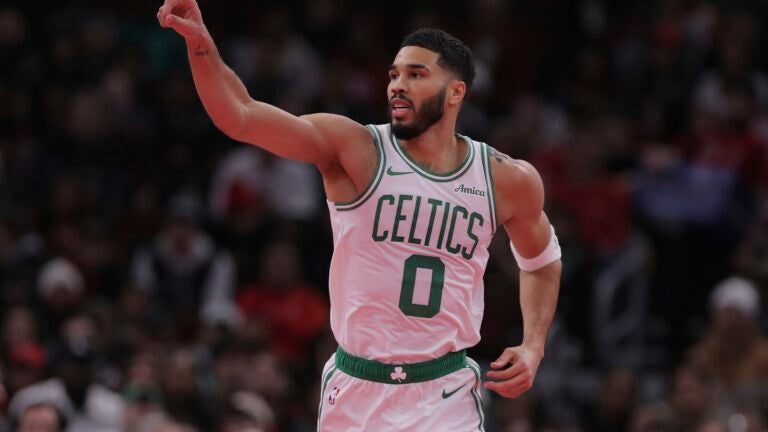 Jayson Tatum scores 35 as Celtics outlast Bulls 138-129