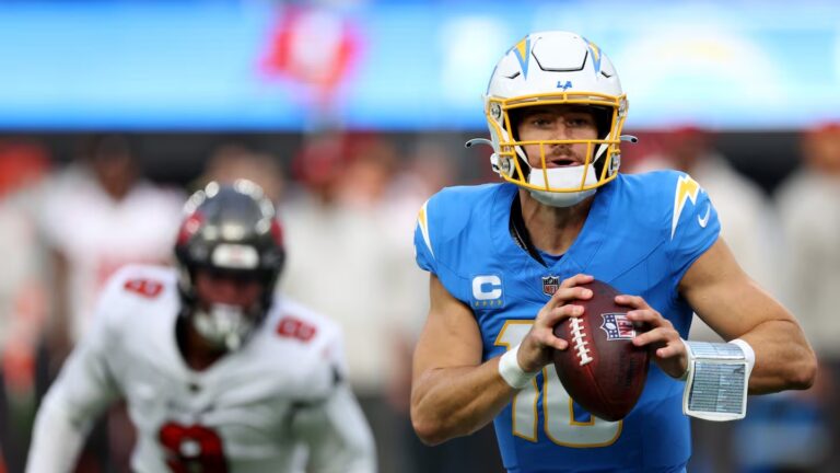 Patriots-Chargers preview: Drake Maye can prove himself vs. Justin Herbert