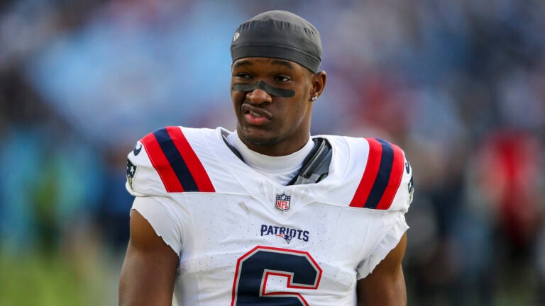 Patriots rookie Javon Baker suffered concussion in car crash