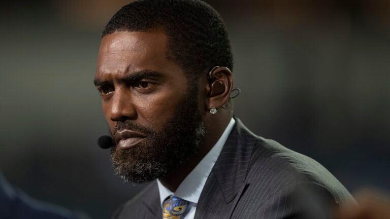 Nfl World Supports Randy Moss As He Battles Cancer