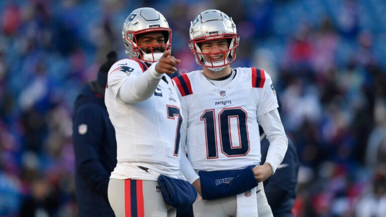 Drake Maye credited two mentors during rookie season