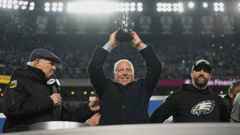 Eagles owner Jeffrey Lurie downplays talk of buying Celtics