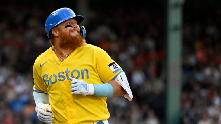 Red Sox reportedly showing 'interest' in bringing back Justin Turner
