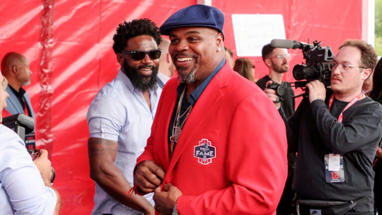 Vince Wilfork's response to Patriots players who criticized fans