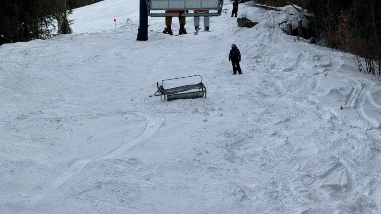 Man who fell 20 feet from NH ski lift released from hospital