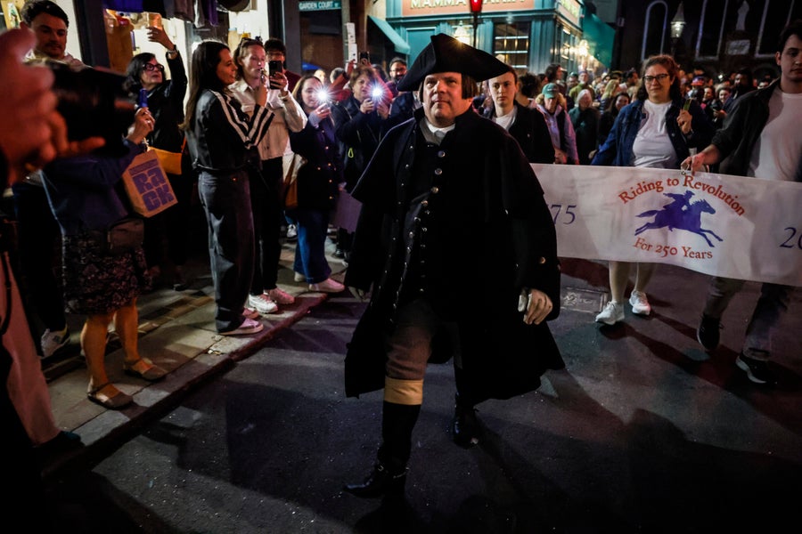 Paul Revere’s famous Midnight Ride makes its way from the North End to ...