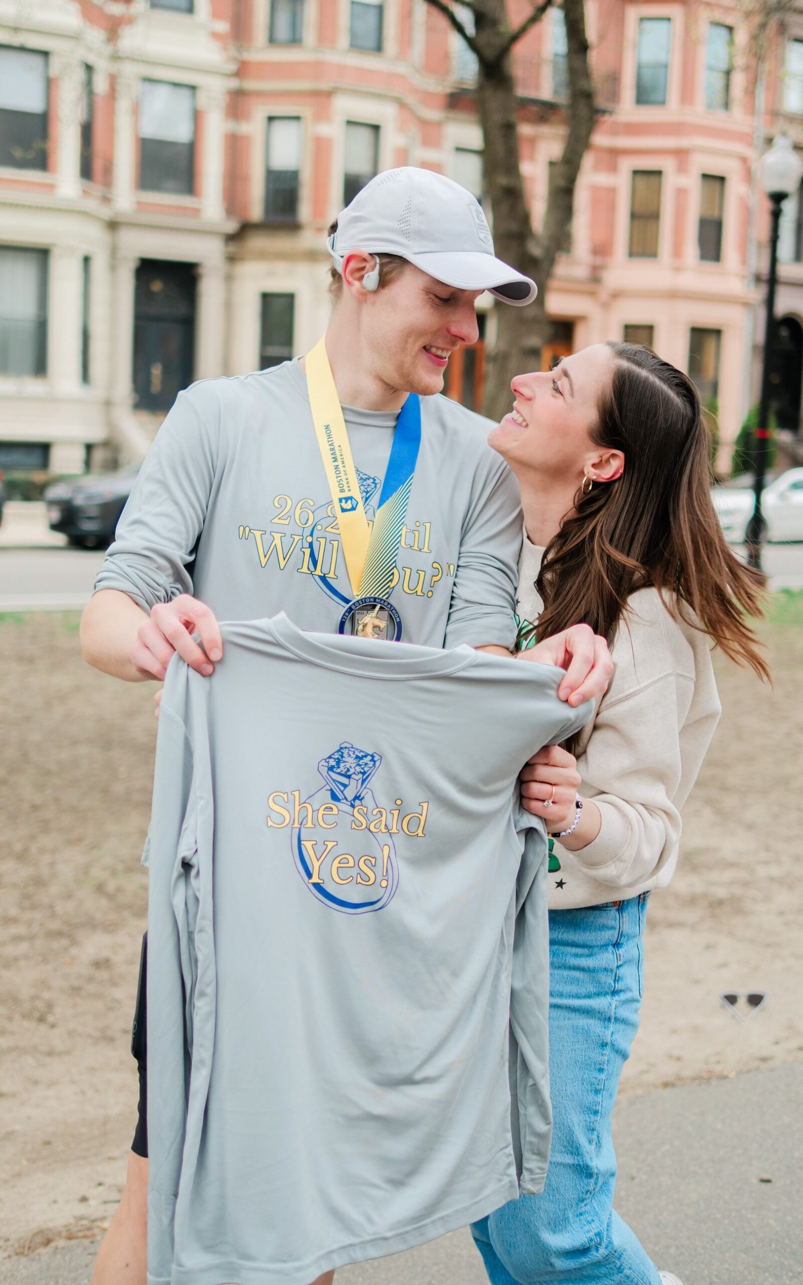Watch: Boston doctor drops to one knee before finishing Marathon