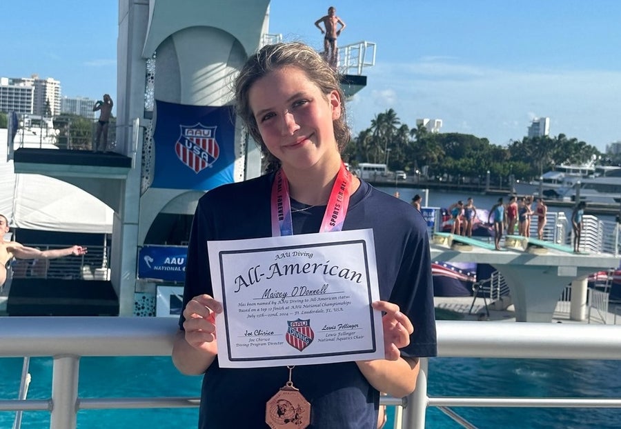 Communities are mourning the students who died in a Florida crash