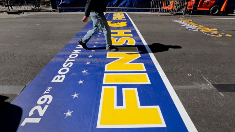 Meteorologists say Marathon Monday weather will be sunny, mild