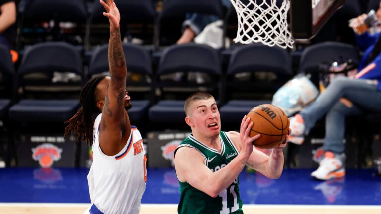 Payton Pritchard heeds call, finds mark from 3-point territory in Game 3 win