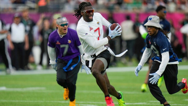 NFL set to allow players to play in flag football at 2028 Olympics