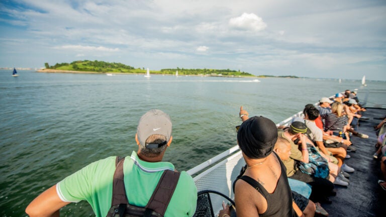 Ride the ferry to Spectacle Island for free this weekend | Boston.com