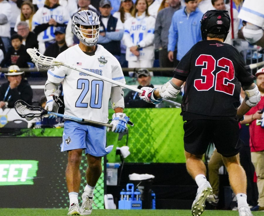 Tufts men’s lacrosse finished with perfection after controversy