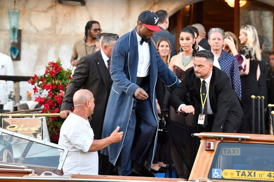 23 photos from Jeff Bezos and Lauren Sanchez's Venice wedding
