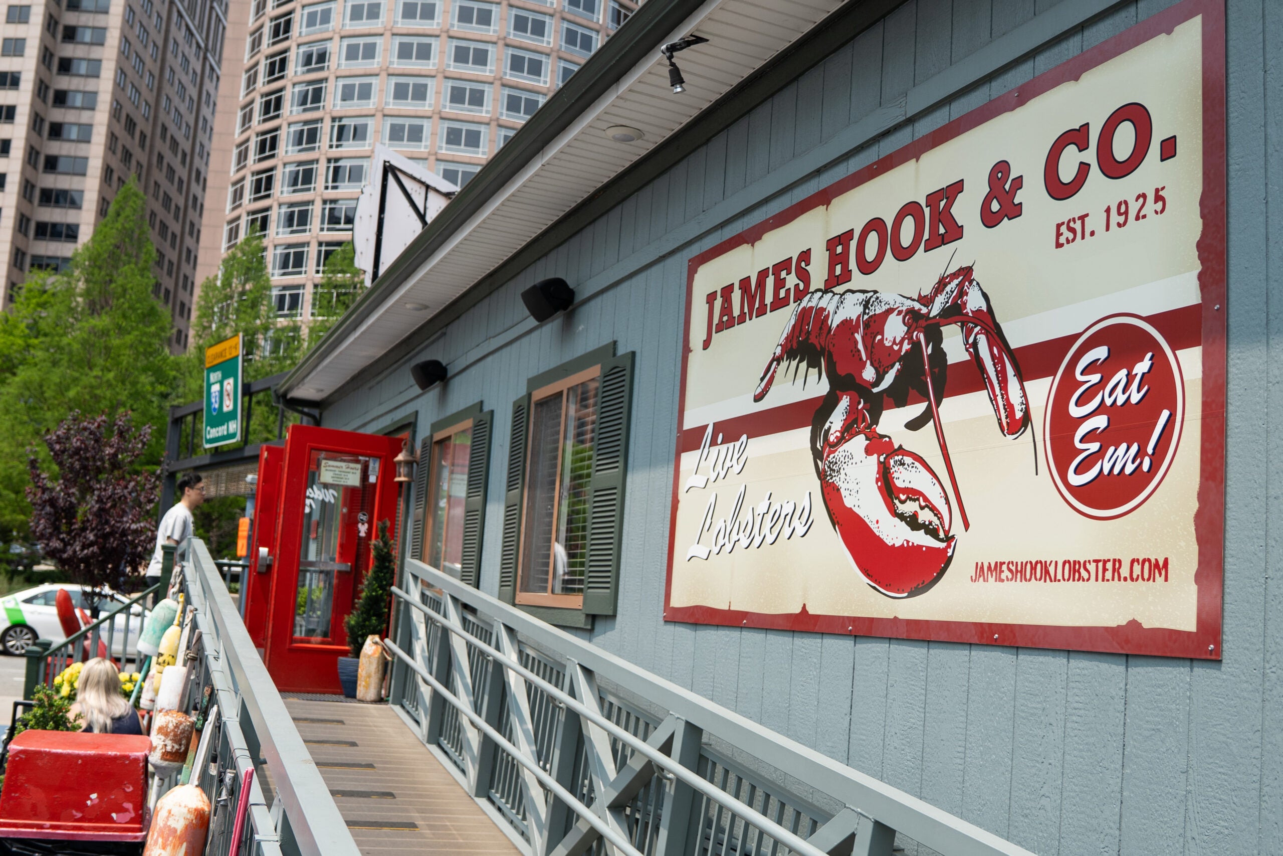 Where to eat classic seafood in and around the Seaport District