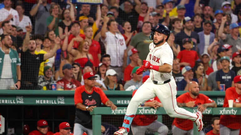 Abreu hits grand slam and inside-the-park homer in Red Sox win
