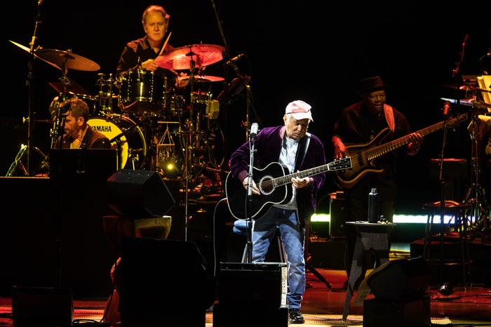 Review & setlist: Paul Simon at Wang Theatre, Boston, 6/10/25
