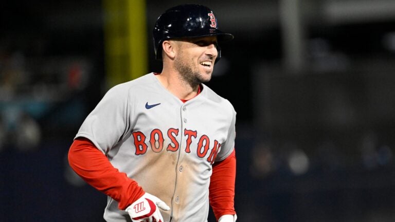 Alex Bregman returns after missing 43 games due to quad strain