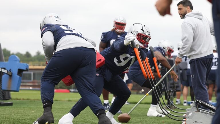 Patriots' Milton Williams uses boxing to cross-train for NFL