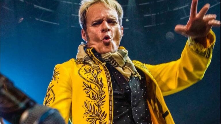 Review & setlist: David Lee Roth in Hampton Beach, Aug. 13, 2025
