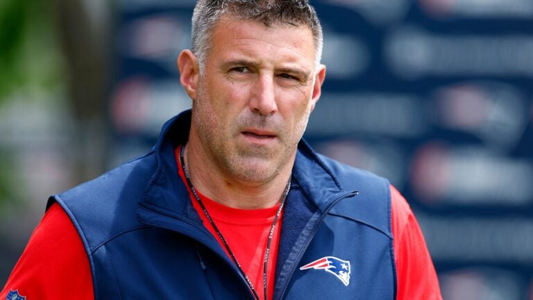 Joint practice takeaways: Mike Vrabel's face bleeds during scuffle