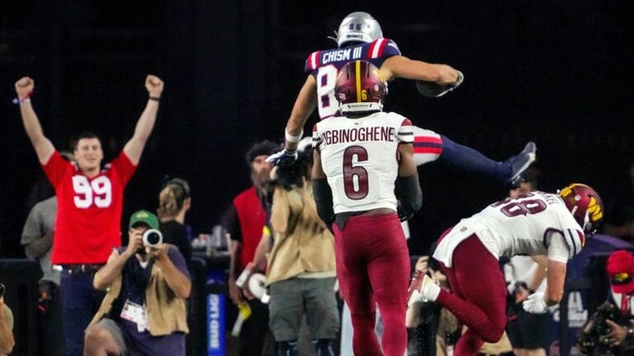 Patriots undrafted rookie Efton Chism shines in preseason debut