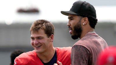 What Drake Maye told Jayson Tatum after meeting at Patriots camp