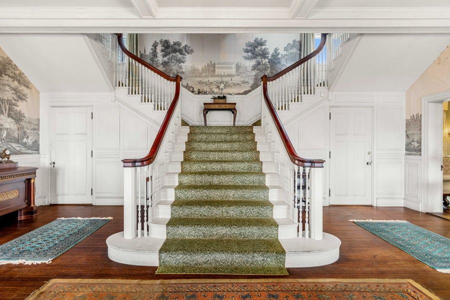 Estate of Perdue Chicken heiress lists for $15M in New Hampshire
