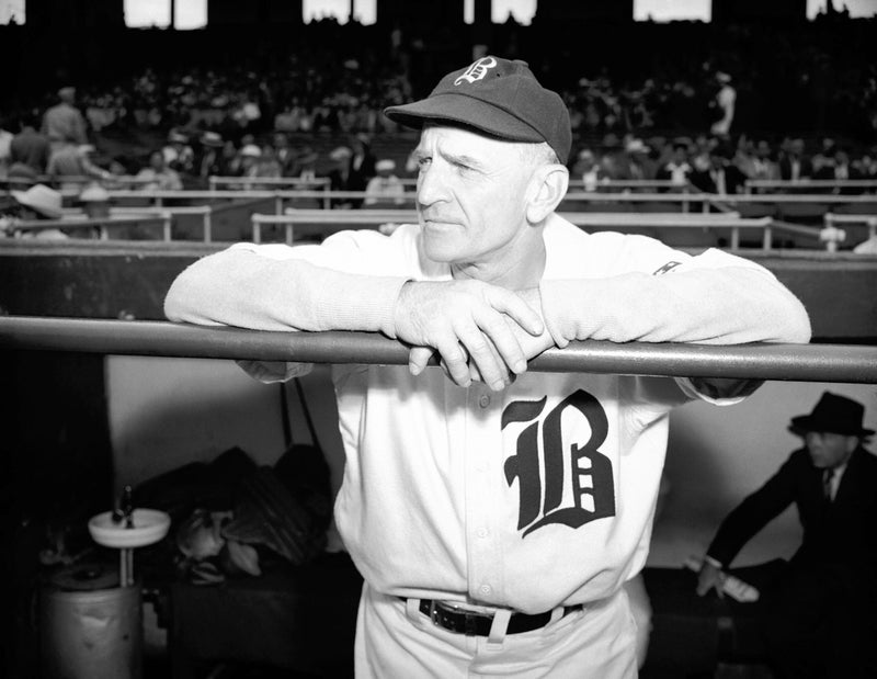 How did the Red Sox 'B' become a symbol of Boston's identity?