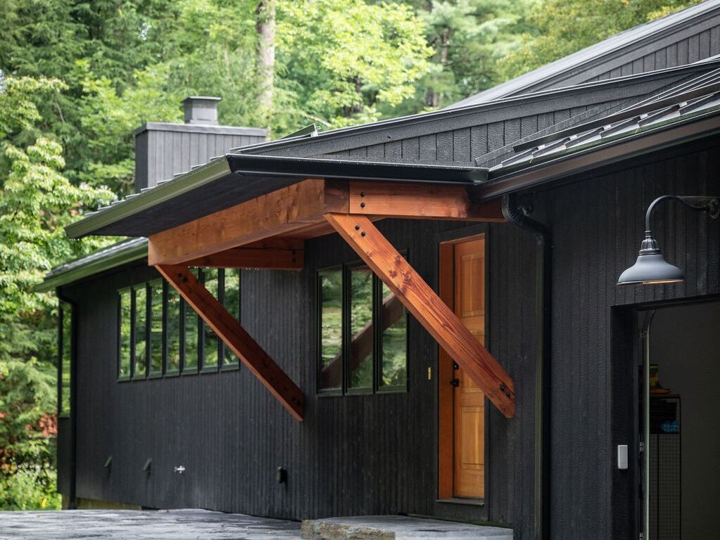 A dated 1980s home becomes a modern, Japanese-inspired haven