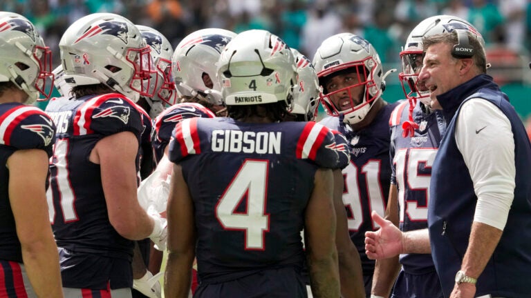 Patriots share video of Mike Vrabel's postgame speech