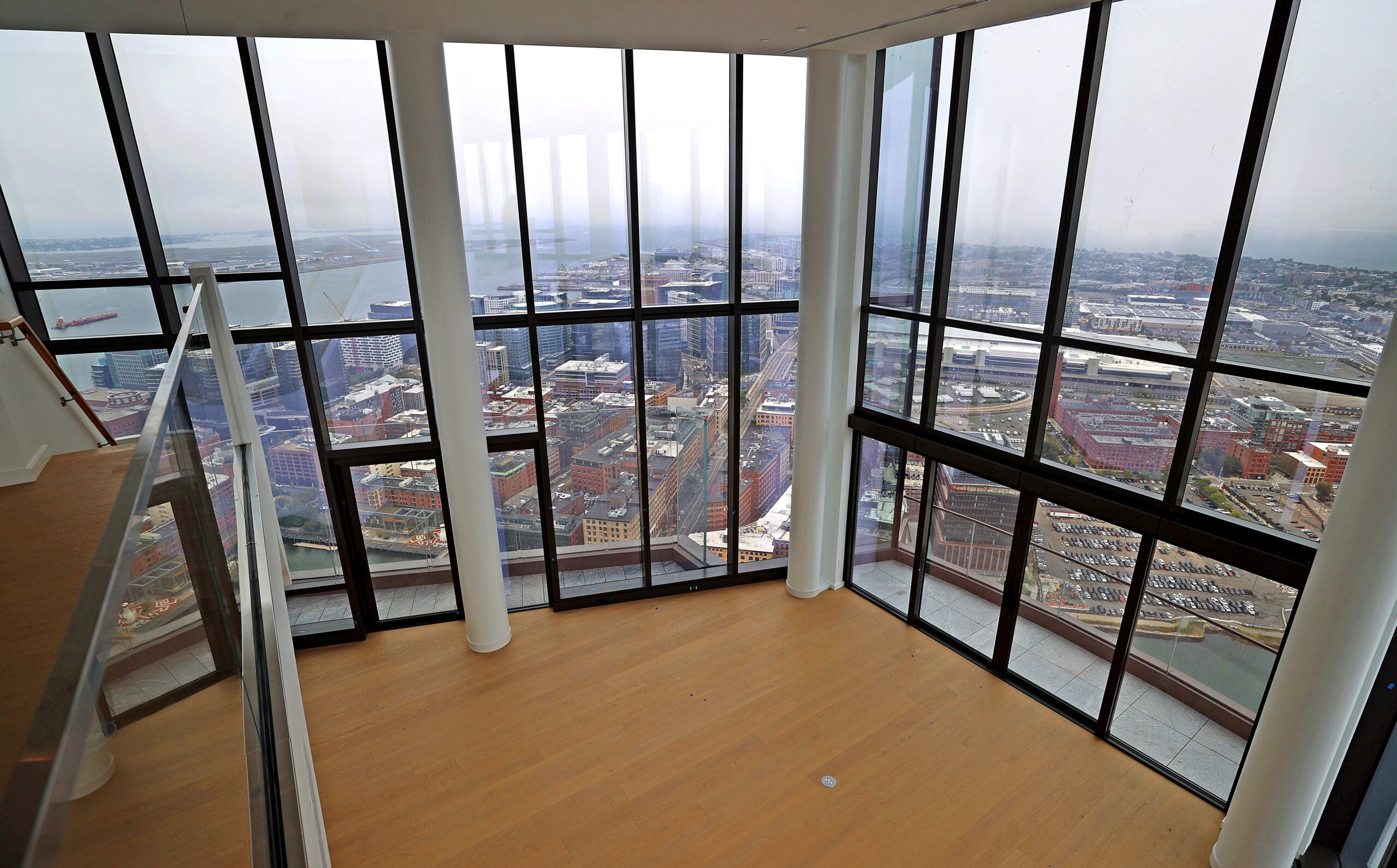 Boston's South Station Tower finally opens its doors