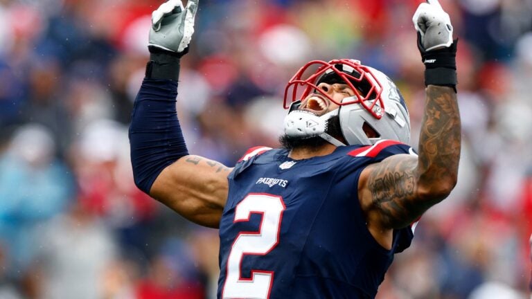 Patriots Stock Watch: Who stood out, struggled in loss to Raiders