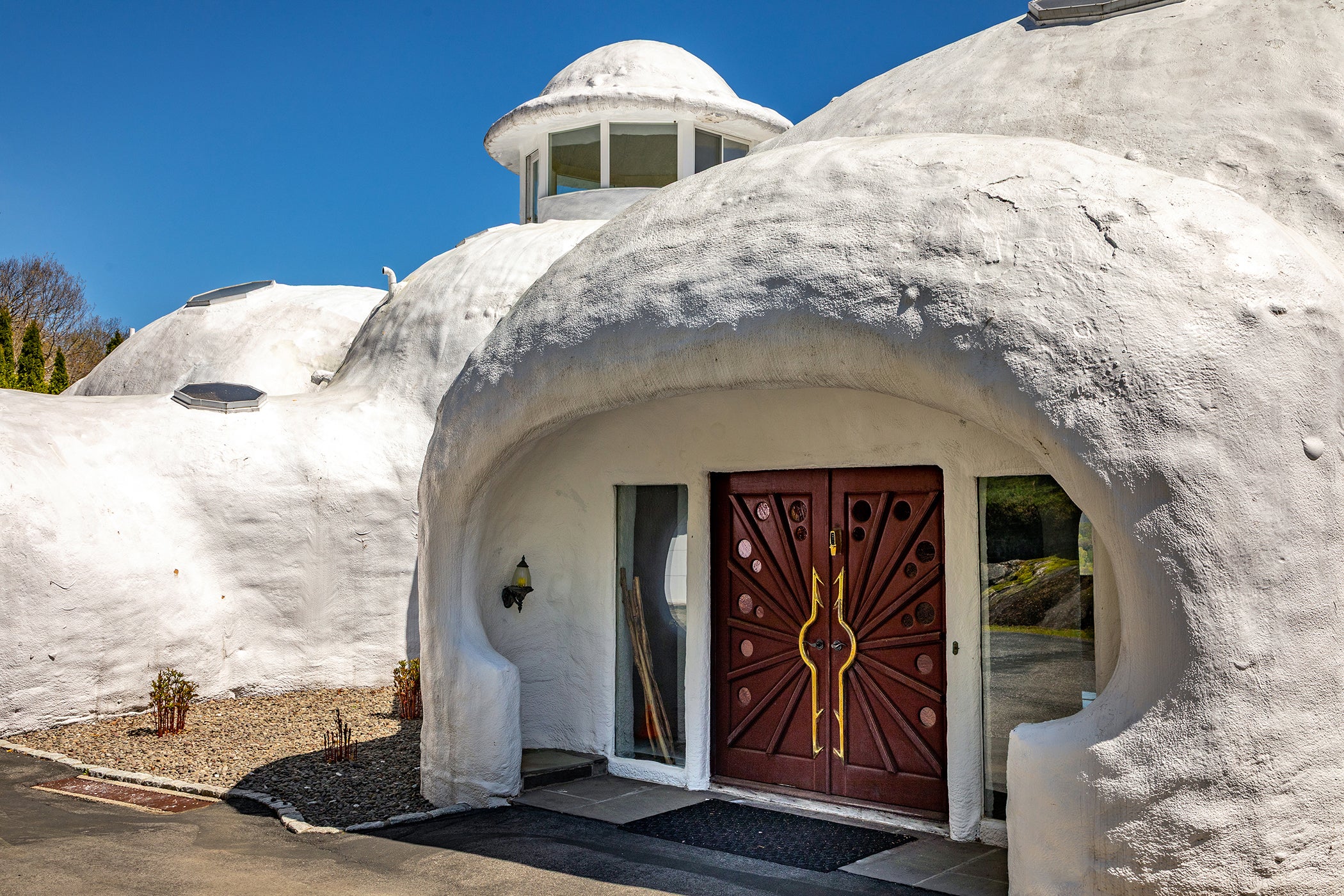 ‘Star Trek’-inspired Connecticut home is listed for $1.4 million
