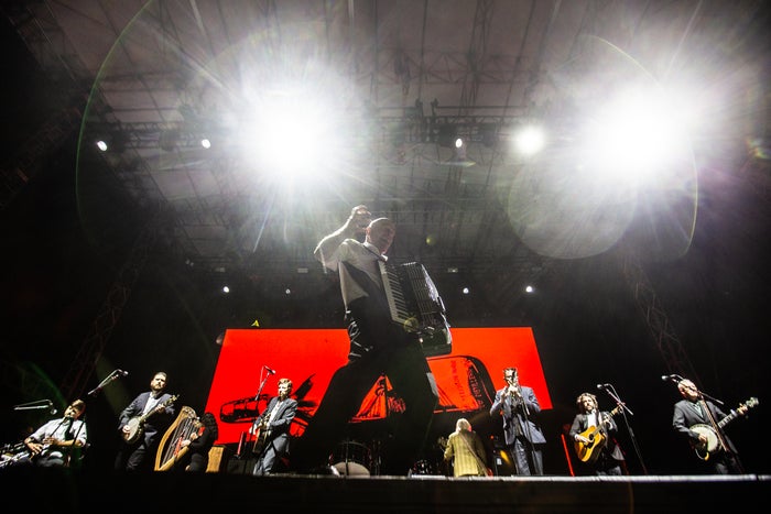 Live updates: A soggy but successful Seisiún Irish music festival in Boston