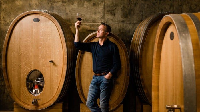 Drew Bledsoe is on his way to Boston — and he wants to drink wine with you.