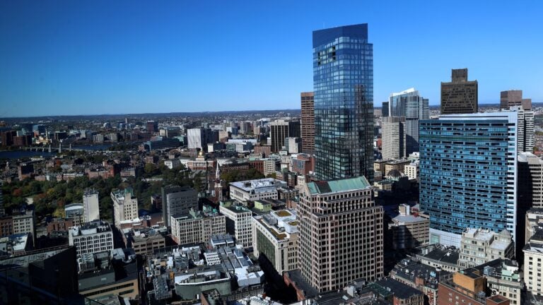 Mass. business confidence ticks up in November, but outlook still gloomy