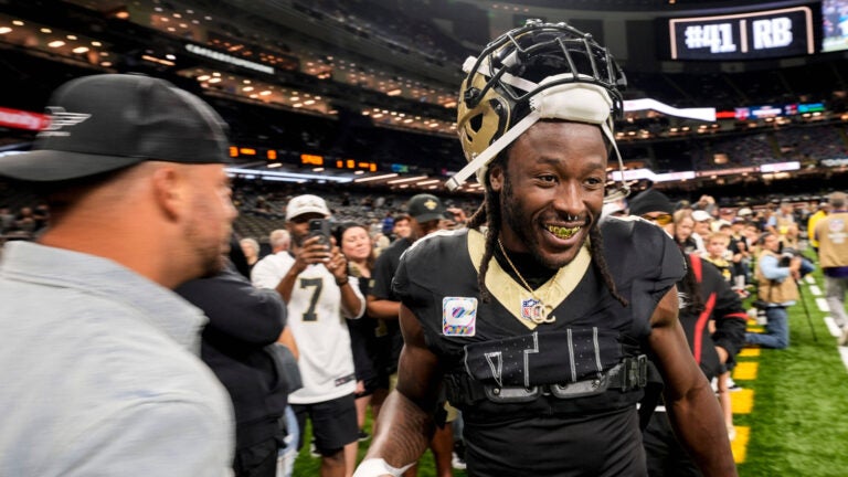 Patriots writer maps out potential trade targets, including Kamara