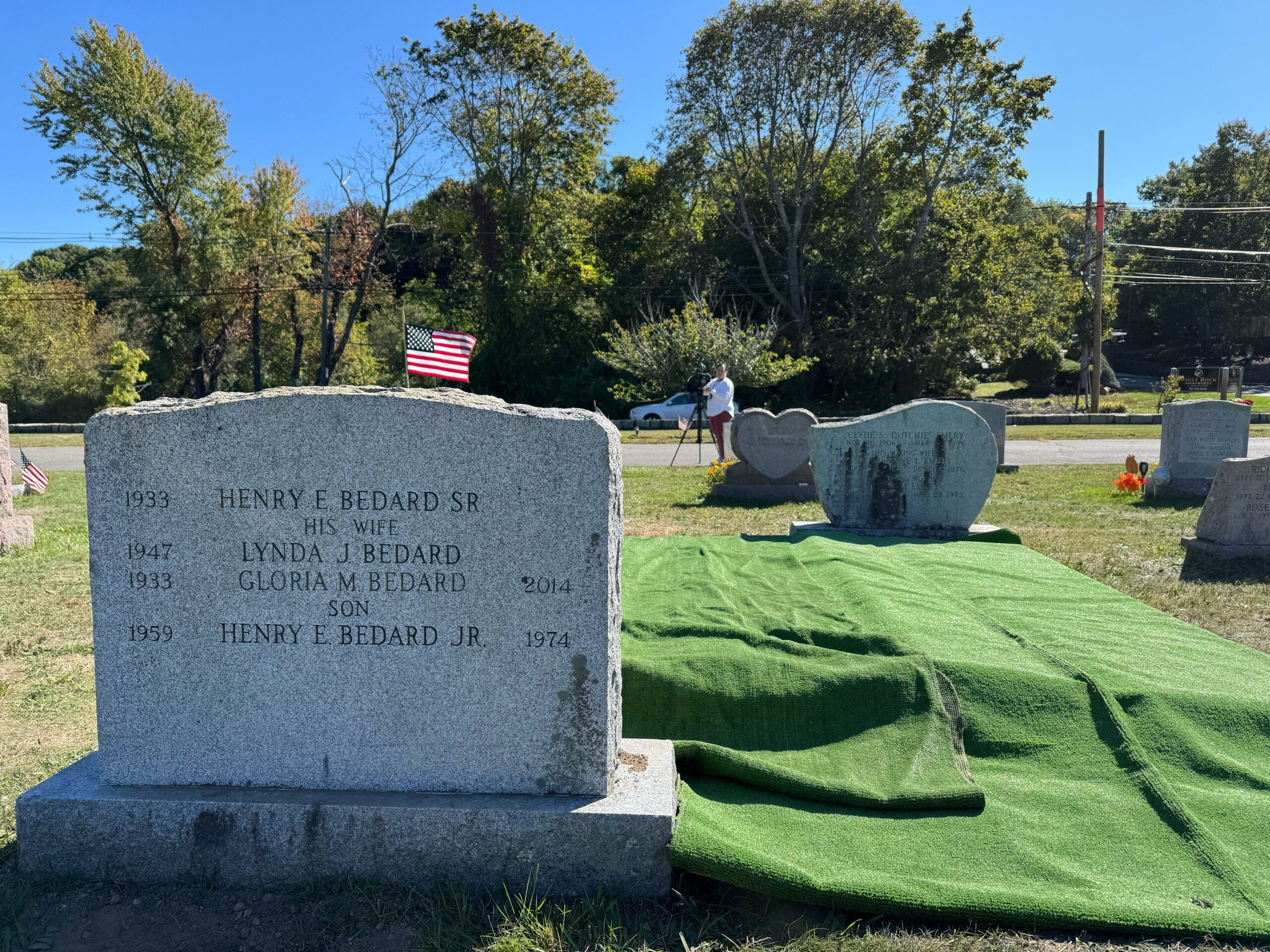 Body from unsolved 1974 murder exhumed from North Shore cemetery