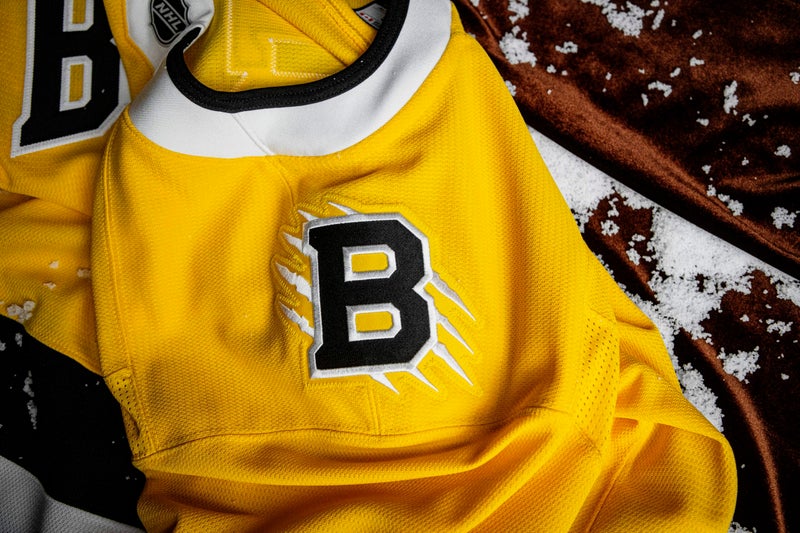 Bruins unveil new uniforms for outdoor Stadium Series game